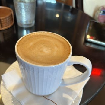 FLYLEAF - Updated May 2024 - 119 Photos & 40 Reviews - 92 Kercheval Ave ...