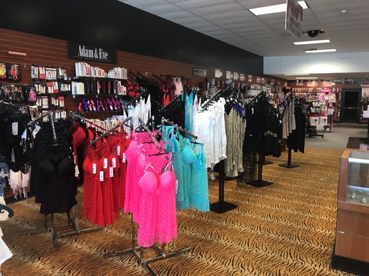 SUNSET INTIMATES - Updated October 2025 - 60 Photos - 3370 Cypress Mill ...