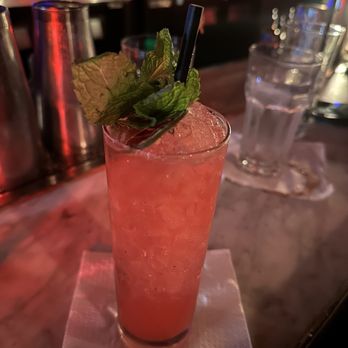 NIGHTHAWK - Updated August 2024 - 182 Photos & 114 Reviews - 2033 ...