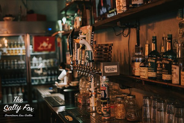 THE SALTY FOX - 151 Photos & 79 Reviews - 602 W Eau Gallie Blvd ...