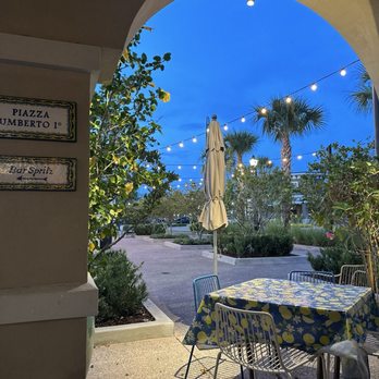 SIMPLY CAPRI - Updated June 2025 - 531 Photos & 256 Reviews - 114 Ruby ...