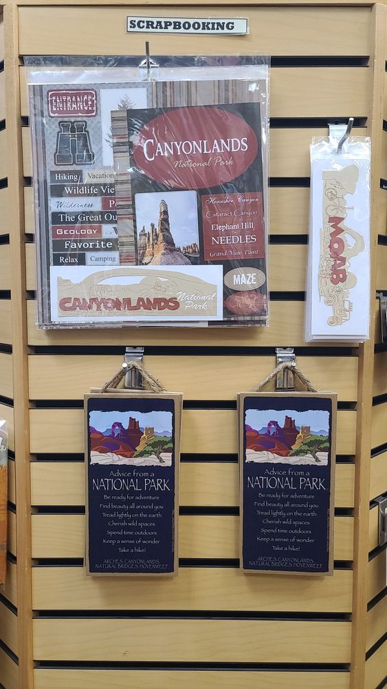 MOAB INFORMATION CENTER - Updated September 2025 - 34 Photos & 21 ...