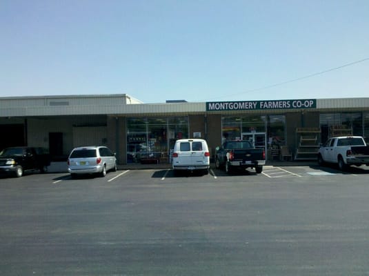 MONTGOMERY FARMERS COOP - Updated August 2025 - 1801 Wilma Rudolph Blvd ...