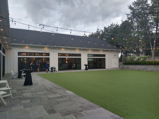 THE HUTTON HOUSE - Updated January 2026 - 36 Photos - 10715 S Shore Dr ...