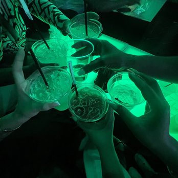 CRU LOUNGE - EDGEWOOD - Updated December 2025 - 31 Photos & 11 Reviews ...