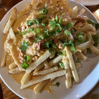 THE RED PARROT RESTAURANT - Updated June 2024 - 1275 Photos & 1317 ...