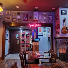ANGRY SMOKEHOUSE - Updated July 2025 - 144 Photos & 87 Reviews - 33 ...