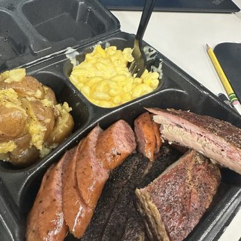 WITT PIT BBQ & CATERING - Updated October 2024 - 234 Photos & 422 ...