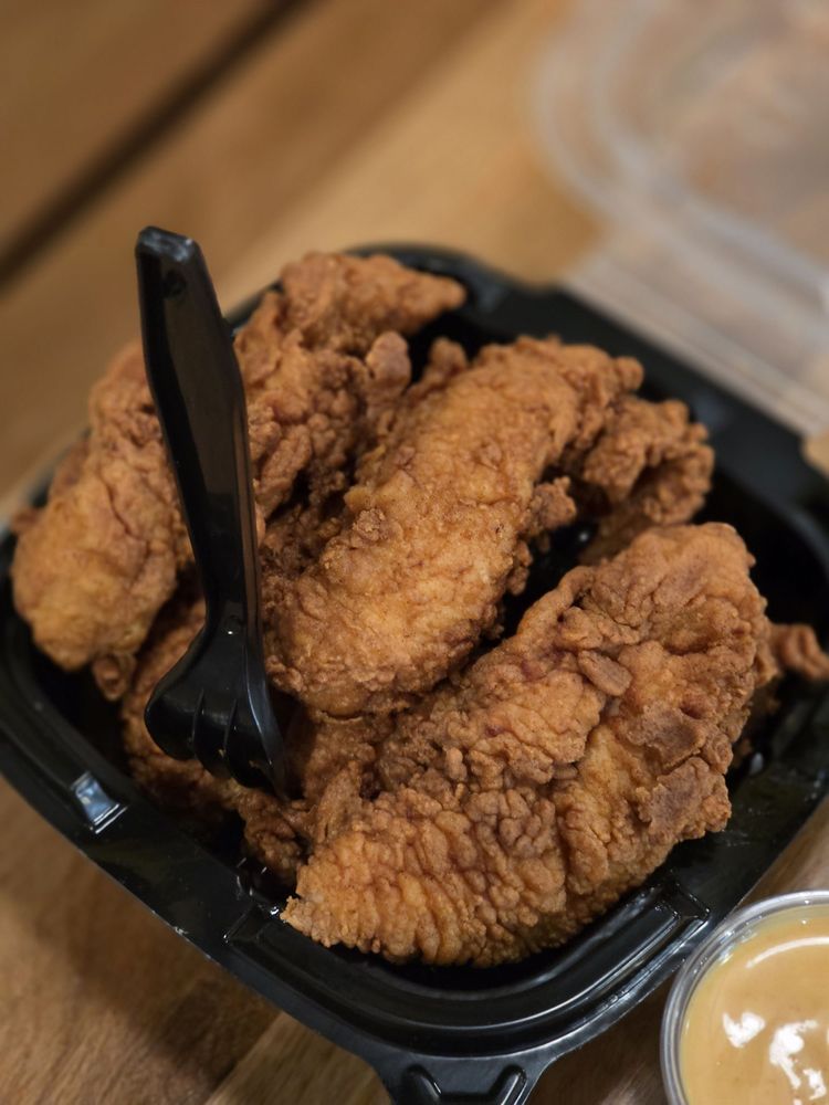 SUPER CHIX - Updated December 2025 - 40 Photos & 37 Reviews - 19151 SE ...