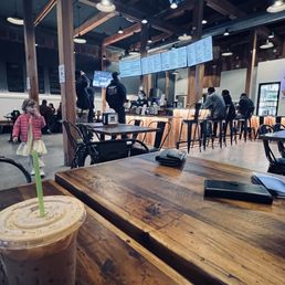 BURGER BENCH - Updated March 2025 - 51 Photos & 22 Reviews - 230 Main ...