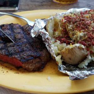RILEY’S BAR & GRILL - 15 Photos & 23 Reviews - 3421 W Wall St, Midland ...
