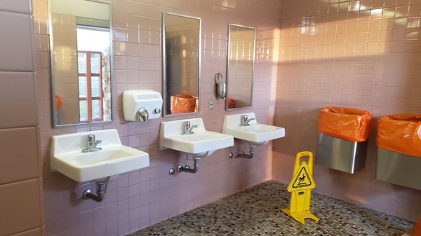 WHITEWATER I-10 WEST REST STOP - 27 Photos & 16 Reviews - I-10 W, Palm ...