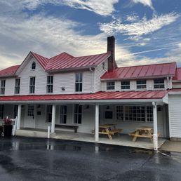 THE COMUS INN - Updated May 2025 - 411 Photos & 291 Reviews - 23900 Old ...