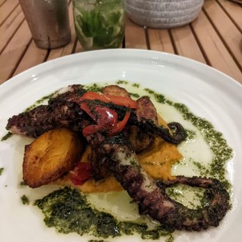 ROOTS COASTAL KITCHEN - Updated December 2024 - 147 Photos & 70 Reviews ...