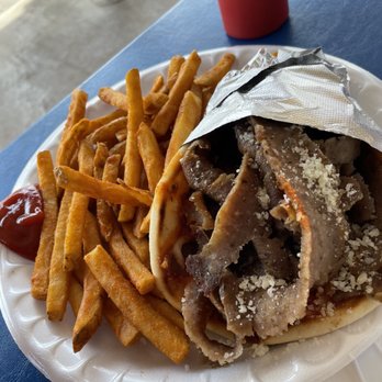 GEORGE’S FAMOUS GYROS - Updated August 2024 - 449 Photos & 602 Reviews ...