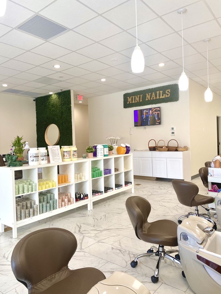 MINI NAIL SALON - Updated December 2025 - 42 Photos & 48 Reviews - 8827 ...