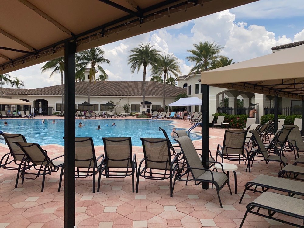 VALENCIA LAKES CLUBHOUSE - Updated May 2025 - 11600 Valencia Lakes Blvd ...