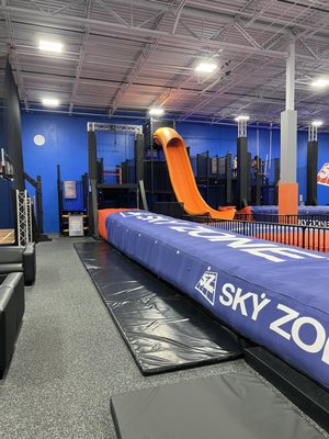 SKY ZONE TRAMPOLINE PARK - Updated December 2025 - 35 Photos & 24 ...