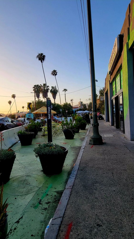 SUNSET TRIANGLE PLAZA - Updated September 2025 - 16 Photos - Griffith ...