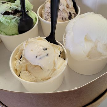 CLANCY’S ICE CREAM PARLOUR - 731 Photos & 939 Reviews - 1234 Manor Blvd ...