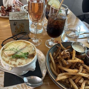 FRENCHIE WINE BISTRO - Updated August 2025 - 458 Photos & 339 Reviews ...