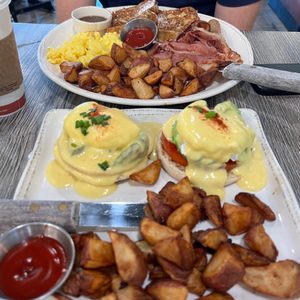 THE BREAKFAST COMPANY - 352 Photos & 259 Reviews - 7246 55th Ave E ...