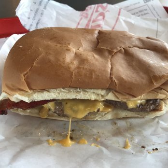 ZIP’S DRIVE IN - Updated November 2025 - 33 Photos & 41 Reviews - 10125 ...