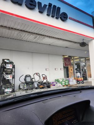 MANDEVILLE ACE HARDWARE & SUPPLIES - Updated December 2025 - 10 Photos ...