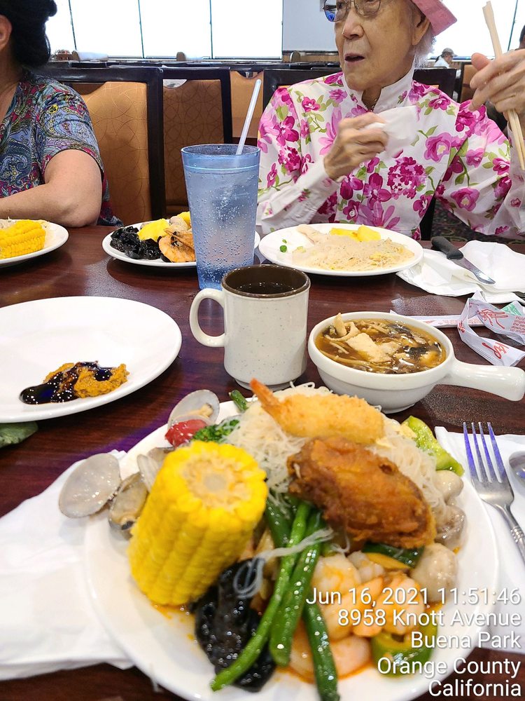 KOMI BUFFET - Updated March 2024 - 465 Photos & 288 Reviews - 8958 ...