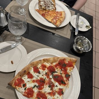 CUGINI PIZZERIA & RISTORANTE - Updated October 2025 - 73 Photos & 123 ...