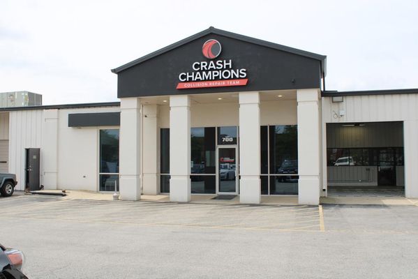 CRASH CHAMPIONS COLLISION REPAIR NAPERVILLE - Updated June 2026 - 20 ...