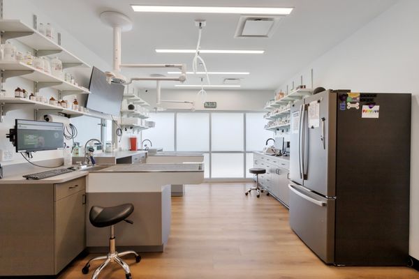 HESS RIDGE ANIMAL HOSPITAL - Updated December 2025 - 21 Photos - 12225 ...