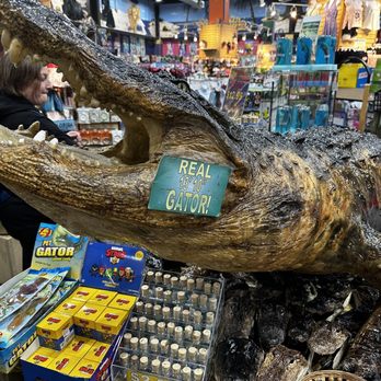 BARGAIN WORLD LAKE BUENA VISTA - Updated November 2025 - 26 Photos - 25 ...