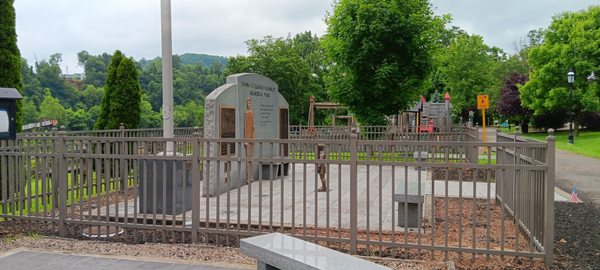 EDITH B. BARILL RIVERFRONT PARK & TRAIL - Updated October 2025 - 32 ...