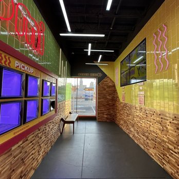 OOMI KITCHEN - Updated December 2025 - 53 Photos & 20 Reviews - 3510 ...