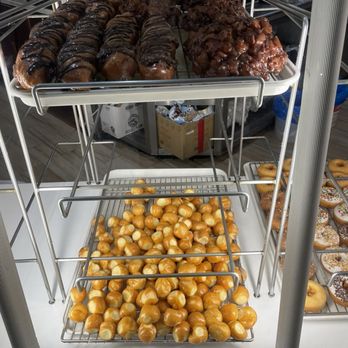 PRONTO DONUTS - Updated December 2025 - 278 Photos & 207 Reviews - 555 ...