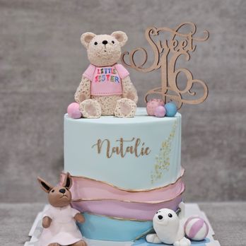 Fondant cakes near me store