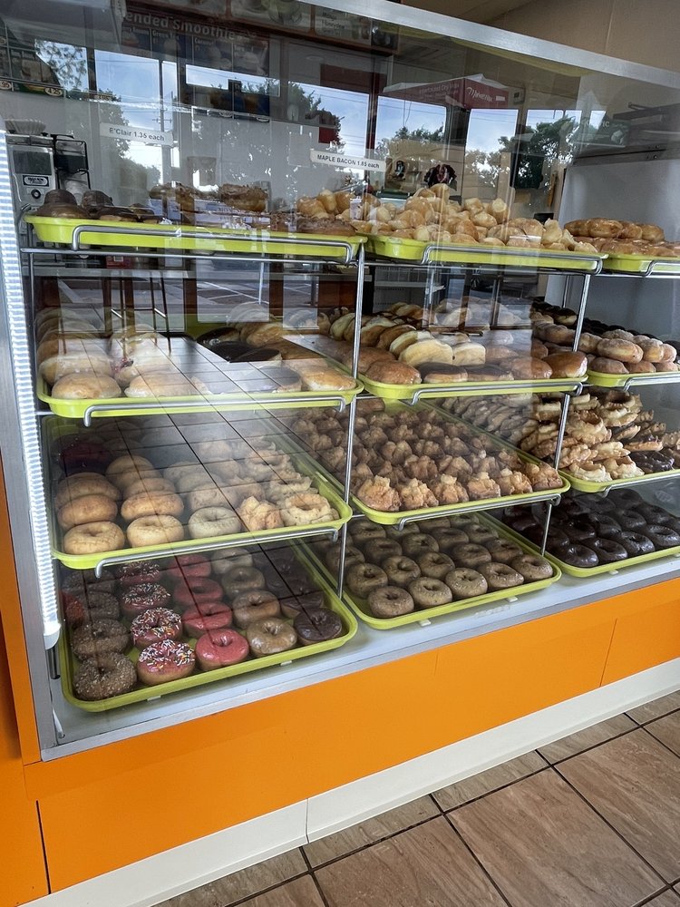 DONUT CITY - Updated July 2025 - 112 Photos & 131 Reviews - 1880 ...