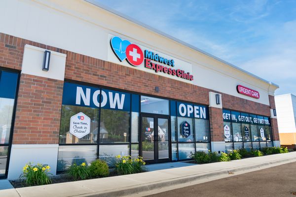 MIDWEST EXPRESS CLINIC - Updated July 2025 - 1910 E Roosevelt Rd ...