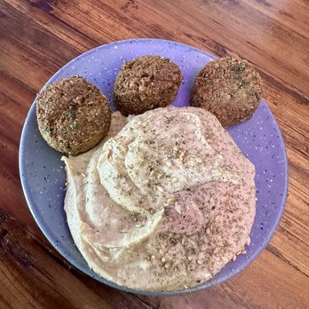 SPITZ - Updated October 2025 - 197 Photos & 159 Reviews - 2015 N Globe ...