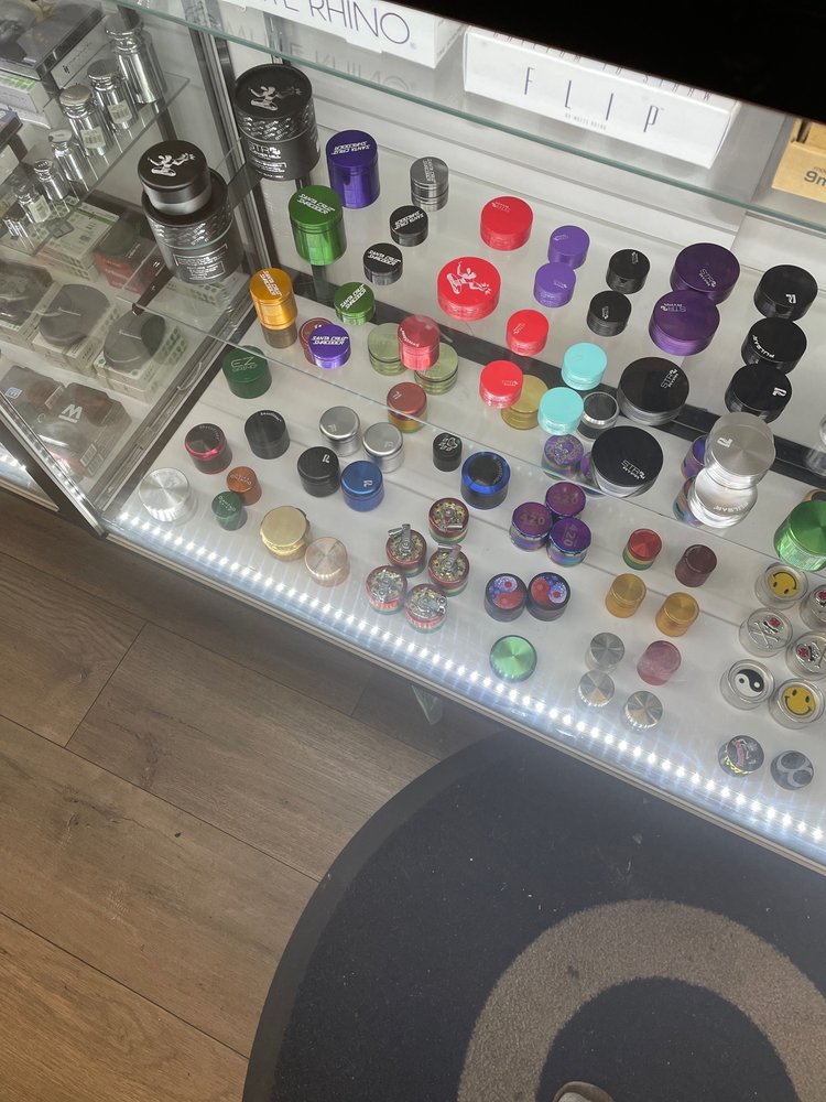 PURPLE HAZE SMOKE SHOP - Updated June 2026 - 19 Reviews - 12910 ...