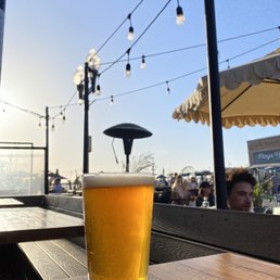 THE LIGHTHOUSE CAFE - Updated July 2025 - 443 Photos & 446 Reviews - 30 ...
