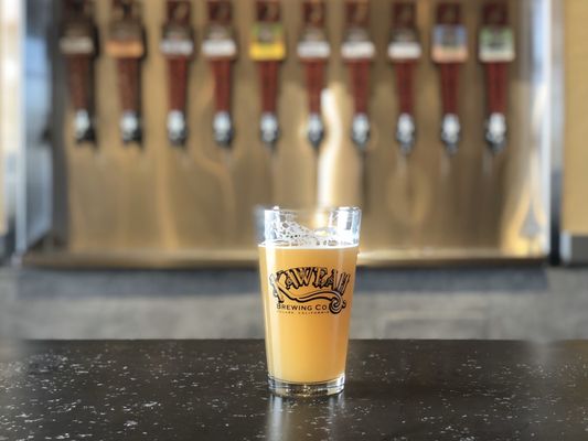 KAWEAH BREWING TAPROOM AND RESTAURANT - 139 Photos & 107 Reviews - 3222 ...