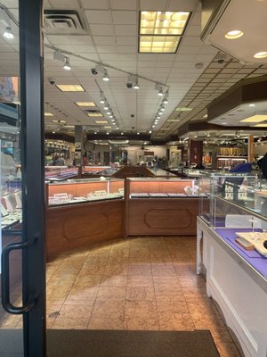 GOLDEN NUGGET JEWELERS III - Updated October 2024 - 118 Photos & 96 ...