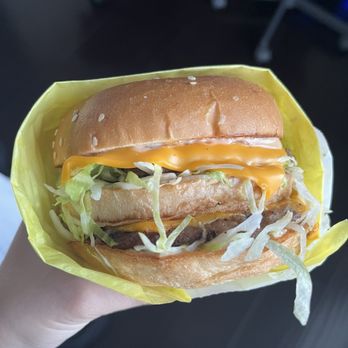 TOM’S JR BURGERS - Updated March 2025 - 109 Photos & 155 Reviews - 2775 ...