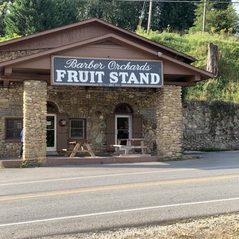 BARBER ORCHARDS FRUITSTAND - Updated October 2025 - 76 Photos & 70 ...