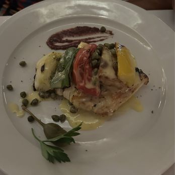 ESTIA - Updated July 2024 - 1216 Photos & 874 Reviews - 1405 Locust St ...