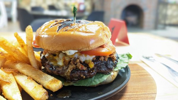 ALASKAN BURGER & BREW - Updated October 2025 - 141 Photos & 160 Reviews ...
