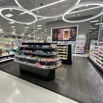 TARGET - Updated January 2026 - 42 Photos & 29 Reviews - 17810 W Center ...