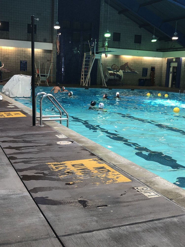 KING PARK SWIMMING POOL - 14 Photos & 26 Reviews - Swimming Lessons ...